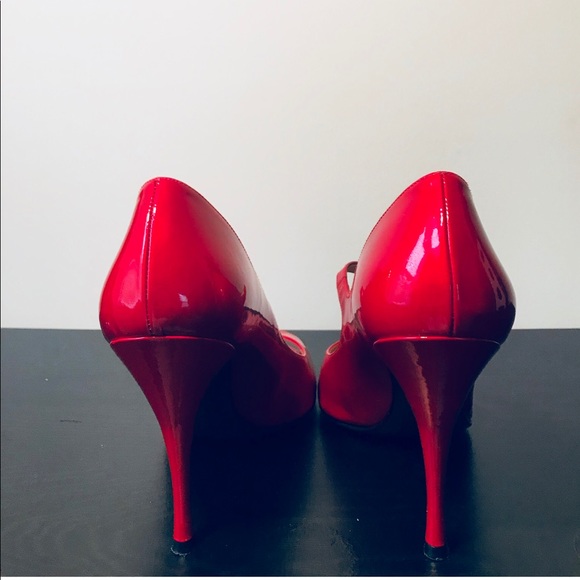 Stuart Weitzman | Shoes | Stuart Weitzman Red Patent Shoe Sz 8 | Poshmark